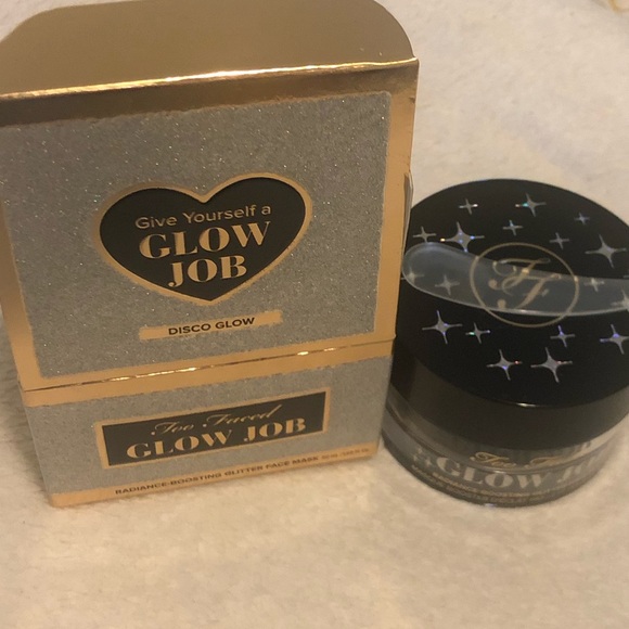 Too Faced | Skincare | Too Faced Glow Job Glitter Mask | Poshmark